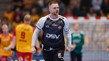 Handball: HÖJ hält Spieler "mit ganz besonderen Qualitäten" | handball ...