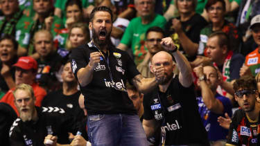 Handball Klub-WM: Das sagt Bennet Wiegert zum 57:21 des SC Magdeburg ...