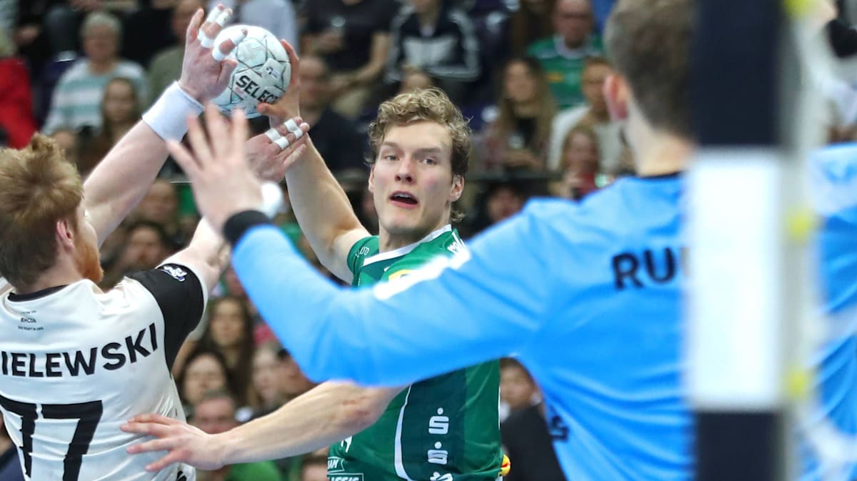 Rudeck-Show entscheidet Kellerduell in Handball-Bundesliga: Leipzig ...