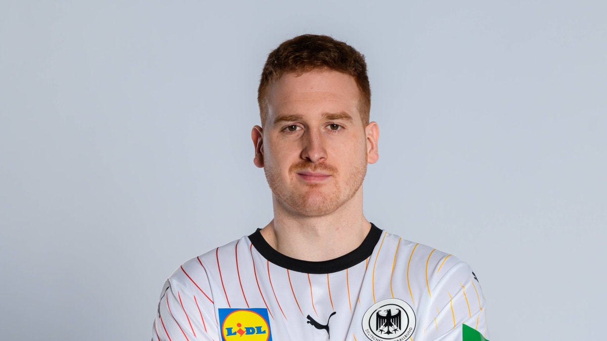 Nachrücker Lukas Stutzke spricht über seine Rolle im DHB-Team ...