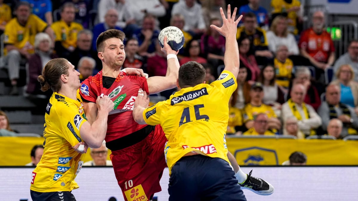 TSV Hannover-Burgdorf trotz Doppelrot neuer Tabellenführer der Handball ...