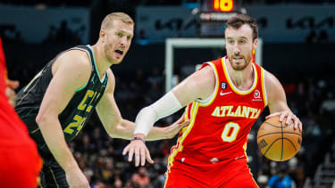 NBA - Phoenix stattet Kaminsky mit Trainingscamp-Deal aus | Basketball ...